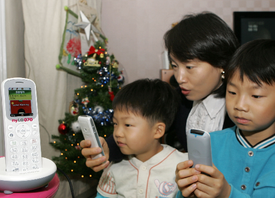 LG데이콤, myLG070 튼튼영어 콘텐츠 서비스 | 아주경제