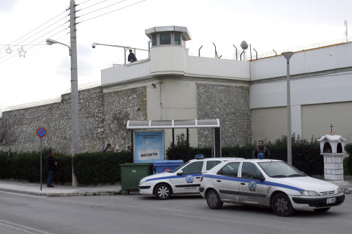 [영문] Convicts escape Athens prison by helicopter | Aju Press