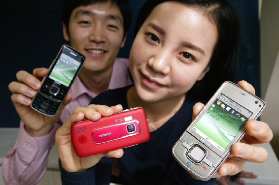KTF, 노키아 3G휴대폰 출시 | 아주경제