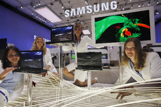 (IFA 2009)삼성전자 홍보도우미 '시선 집중' | 아주경제