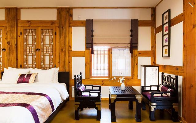 Traditional Korean 'Hanok' hotel opens as city landmark | AJU PRESS