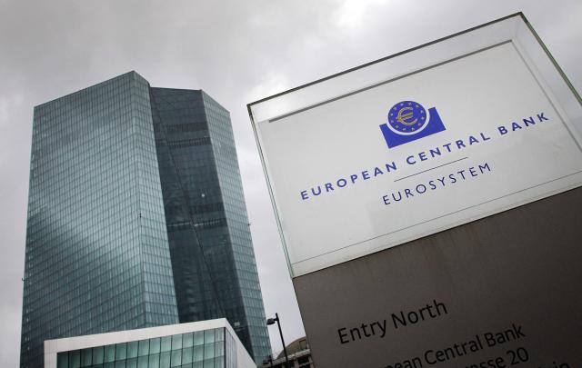 드라기 전 ECB 총재 "유로존, 경기 침체 확실"...어두워지는 유럽 경제 | 아주경제
