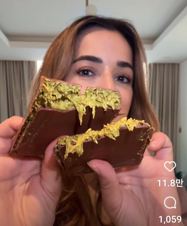 Dubai s Chocolate Bar Craze Reaches Korea AJU PRESS